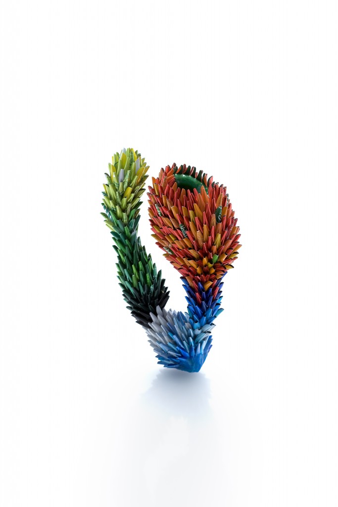 EUNSEOK HAN – STAY ALONE (STAY ALIVE) BROOCH | The Design Store